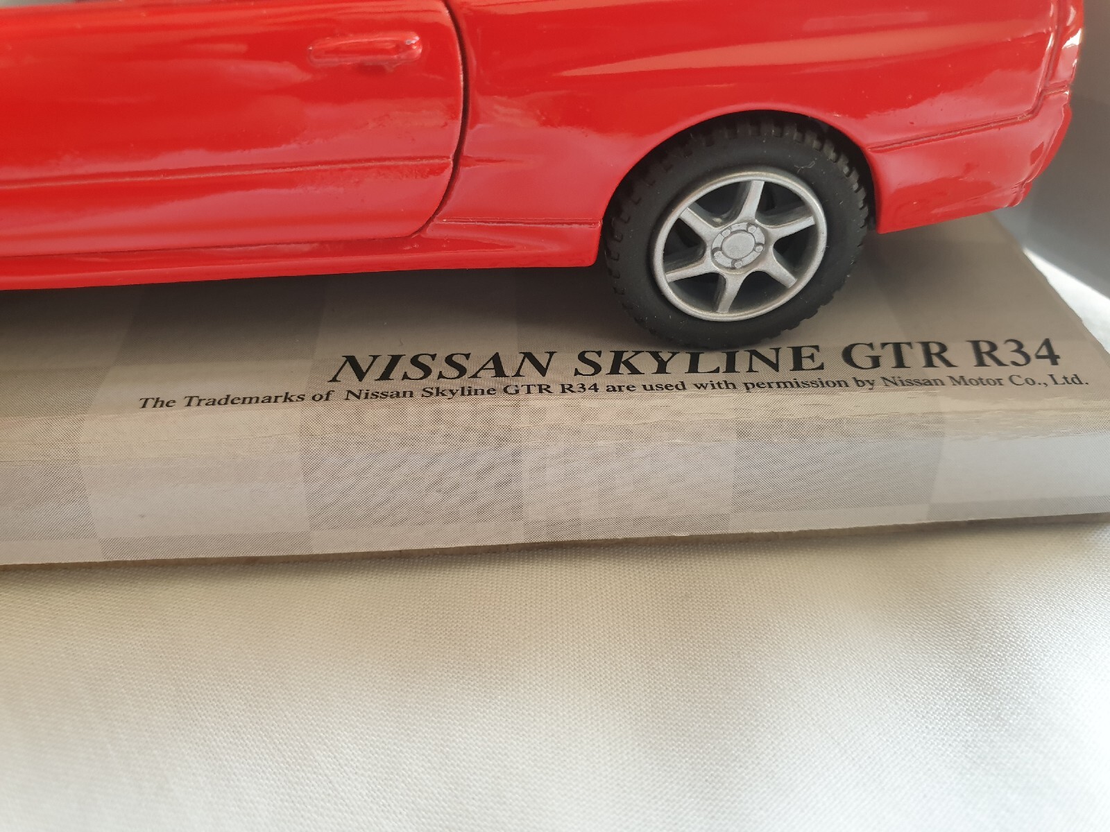 Kinsmart R34 1/36 KT5051 Nissan Skyline GT-R RED Collectors Item Very ...