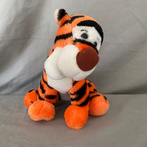 Vintage Walt Disney Disneyland 9 in Tigger Plush Stuffed Animal Late 90 ...