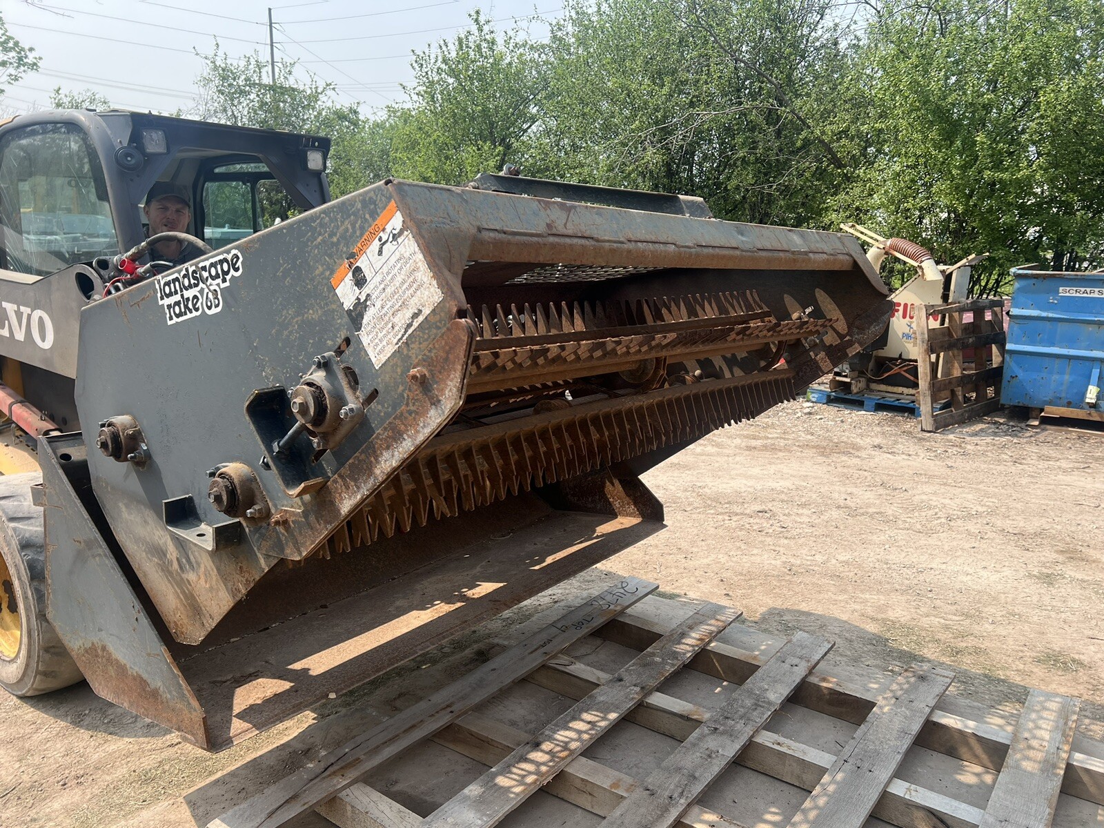 BOBCAT 6B LANDSCAPE RAKE ATTACHMENT FOR SKID STEERS, 72" WIDTH ! VIDEO ...