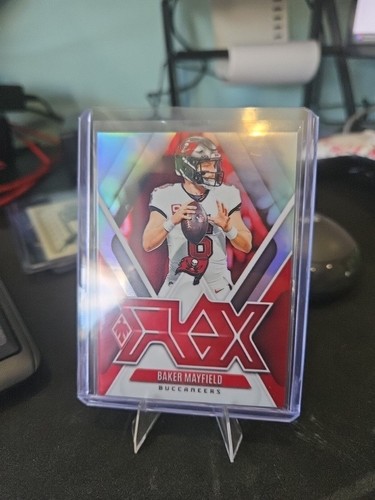 2024 Panini Phoenix - Baker Mayfield Flex Tampa Bay Buccaneers Case Hit ...