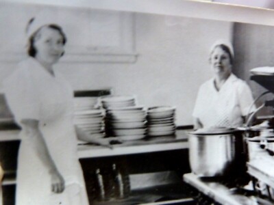 Old Photo Cooks Cafeteria Kitchen Biscuits Rodah Mrs Carrick 1930s | eBay