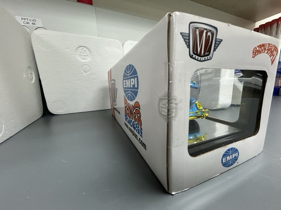 M2 Machines EMPI 1952 VW Volkswagen Beetle Deluxe Model 1/24 Limited ...