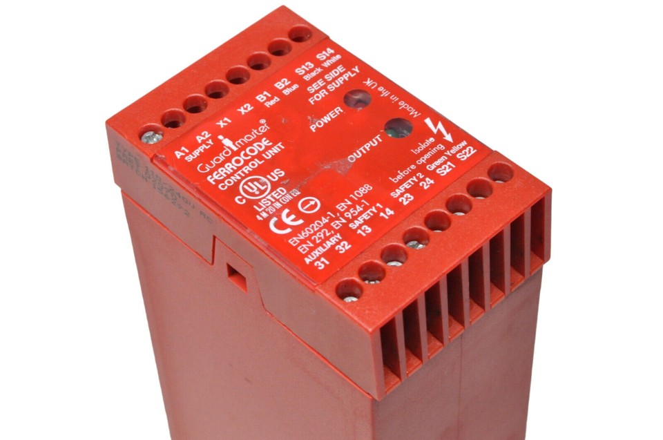 ALLEN BRADLEY safety switch control unit 02070 Guardmaster Ferrocode ...