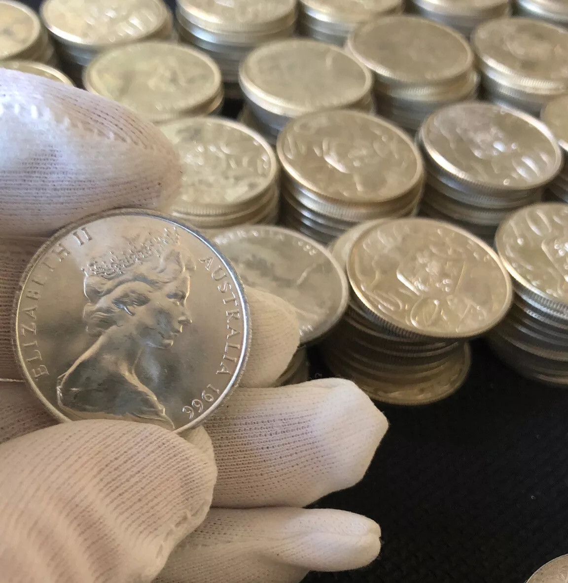 1 X australian 1966 silver round 50 cent coin In 2x2 Holder AUnc Ex ...