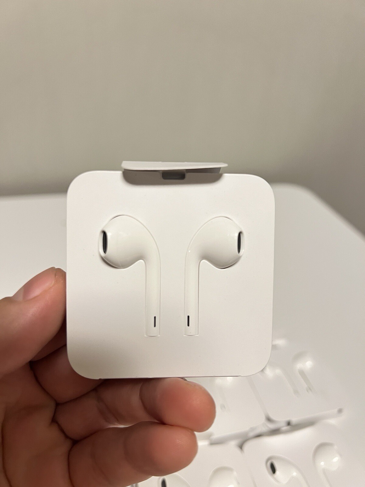 Authentic 💯 Apple iPhone EarPods Lightning Headset Earbuds Earphones ...