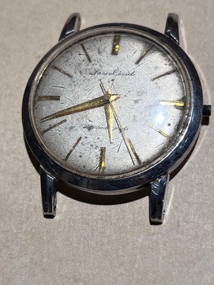 Seiko Laurel Vintage 1970s Men's Quartz Watch No Crown, Not Working ...