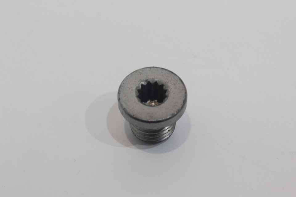 Audi RS7 4G C7 Diesel Fuel Vacuum Pump Sealing Plug Bolt New Genuine ...