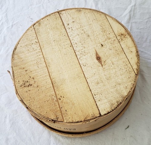 VINTAGE Wooden Round Antique Crate Raw Milk Box Hat Box 15" diameter 6 ...
