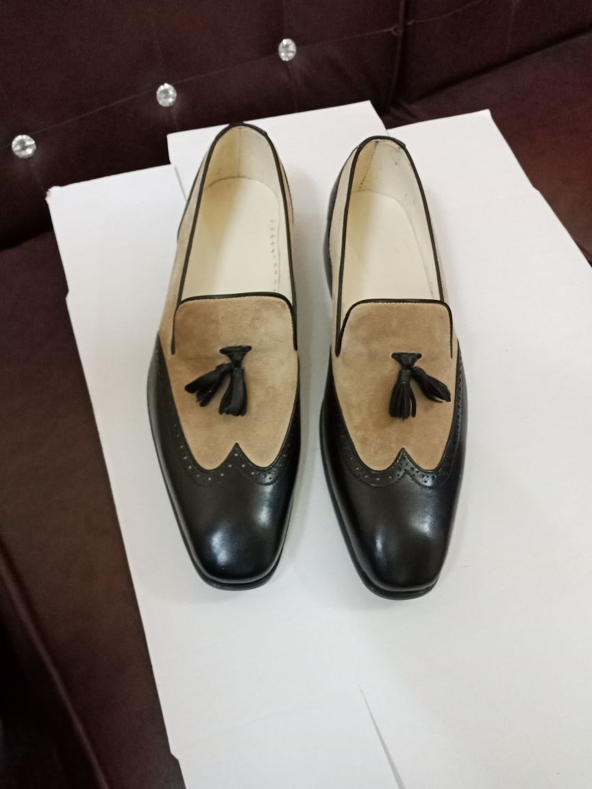 Handmade Men Two tone Tassels moccasins shoes, Men beige and back ...