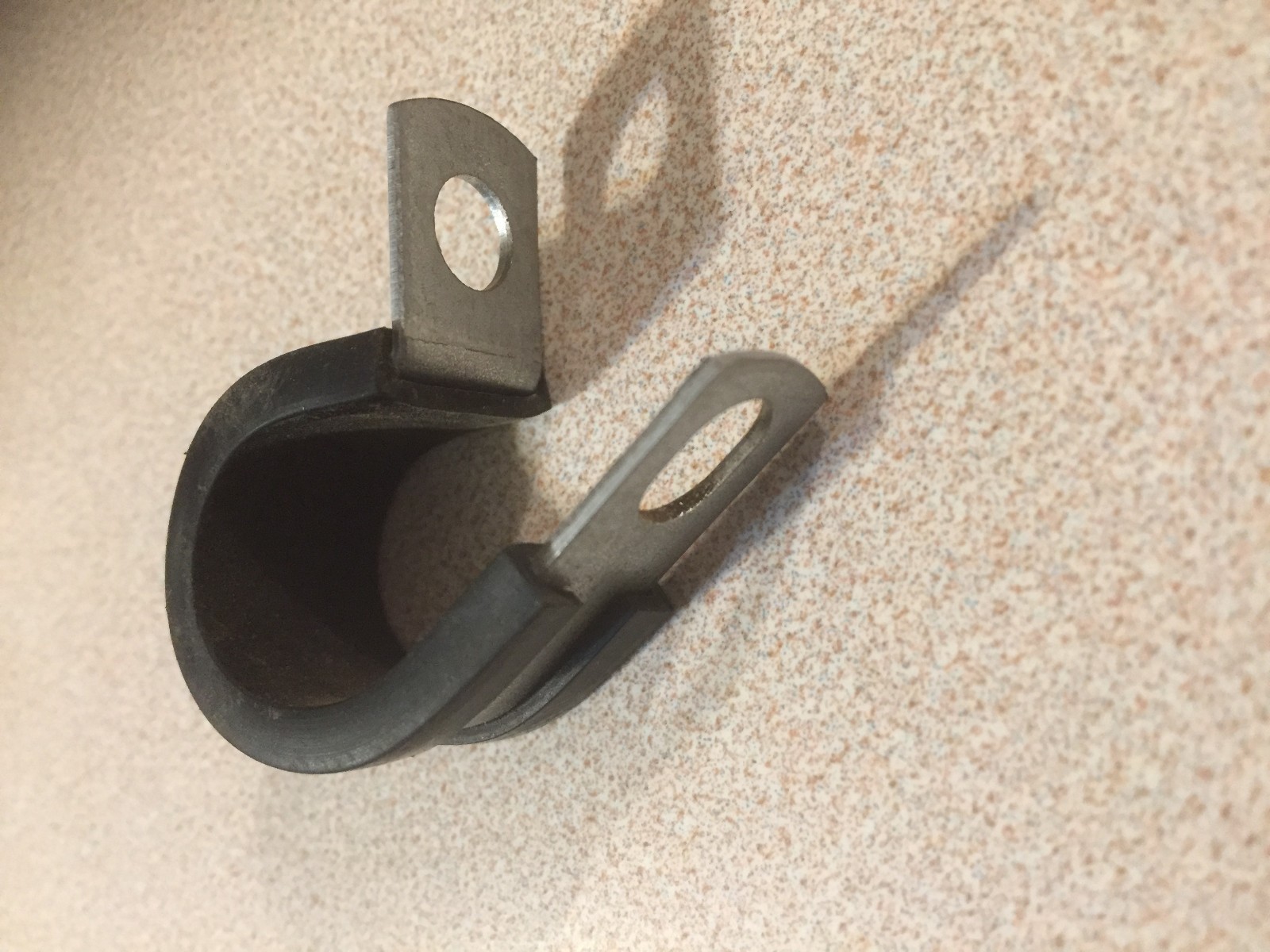 Bag of 20- 1/2" Line Loop Clamps Rubber Cushioned P Clips clamp hose ...