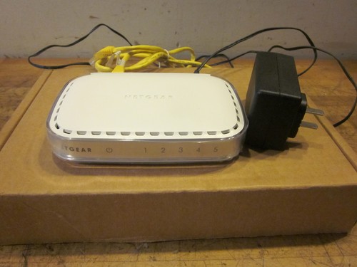 Netgear 5 Port Gigabit Ethernet Network Switch GS605 | eBay