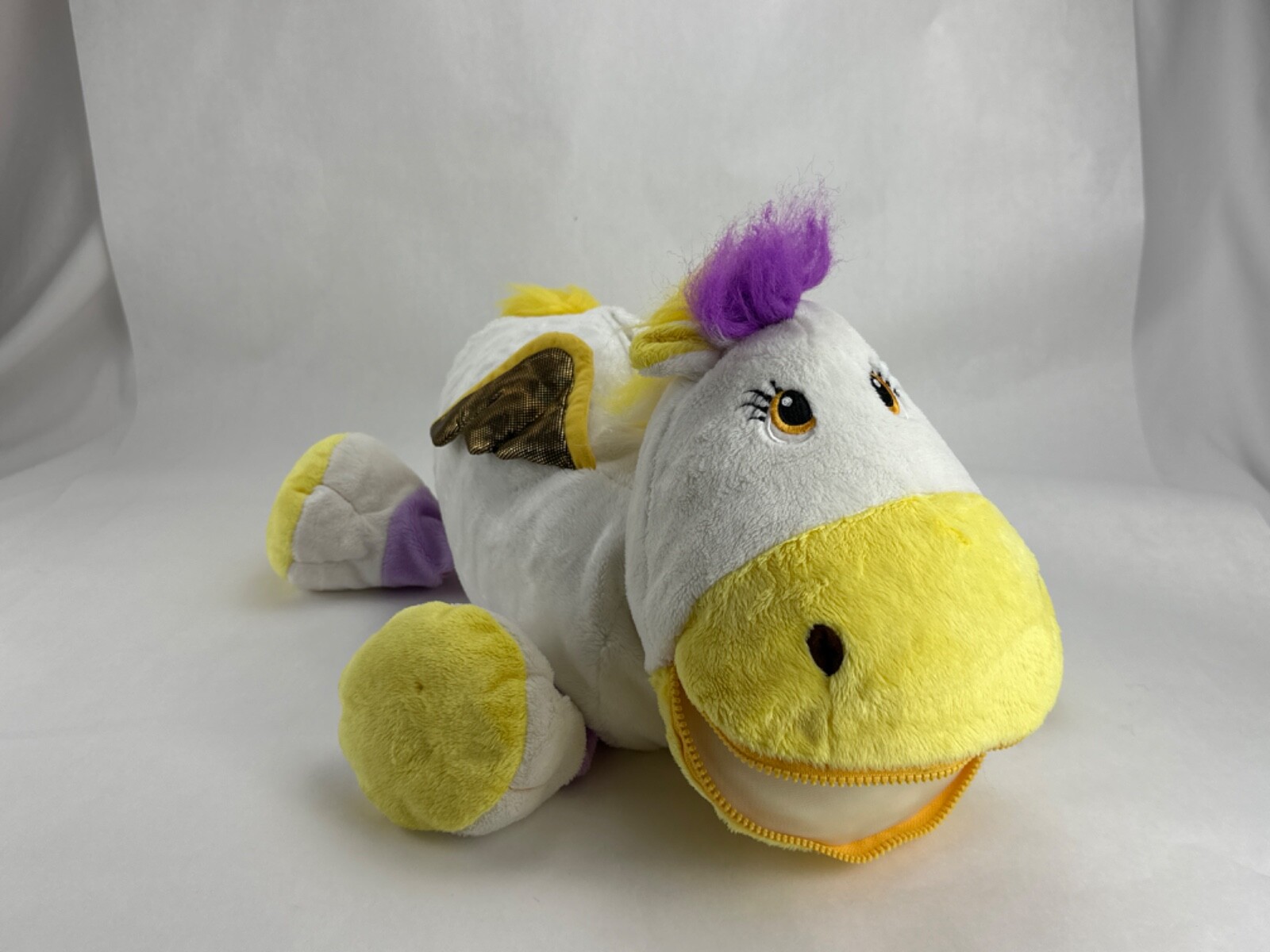 Stuffies Wonderella The Pegasus Plush Toy Zipper Pocket Keeper 2013 ...