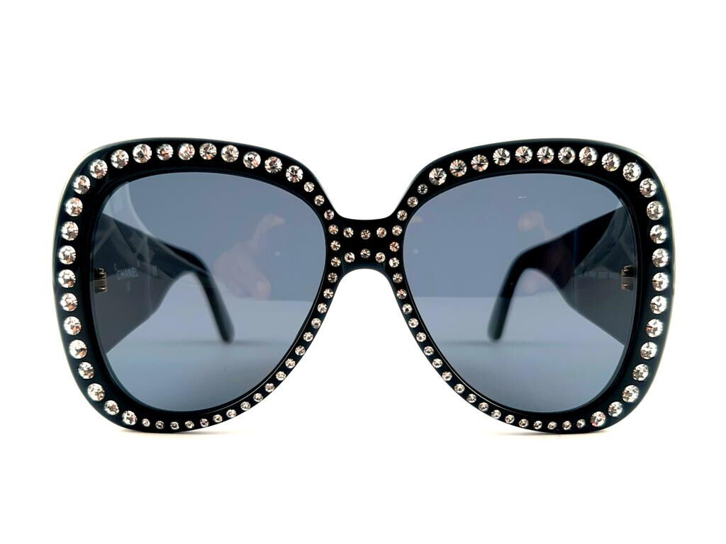 VINTAGE CHANEL 05257 94305 BLACK STRASS S/S 1994 MADE IN VINTAGE CHANEL 05257 94305 BLACK STRASS S/S 1994 MADE IN
