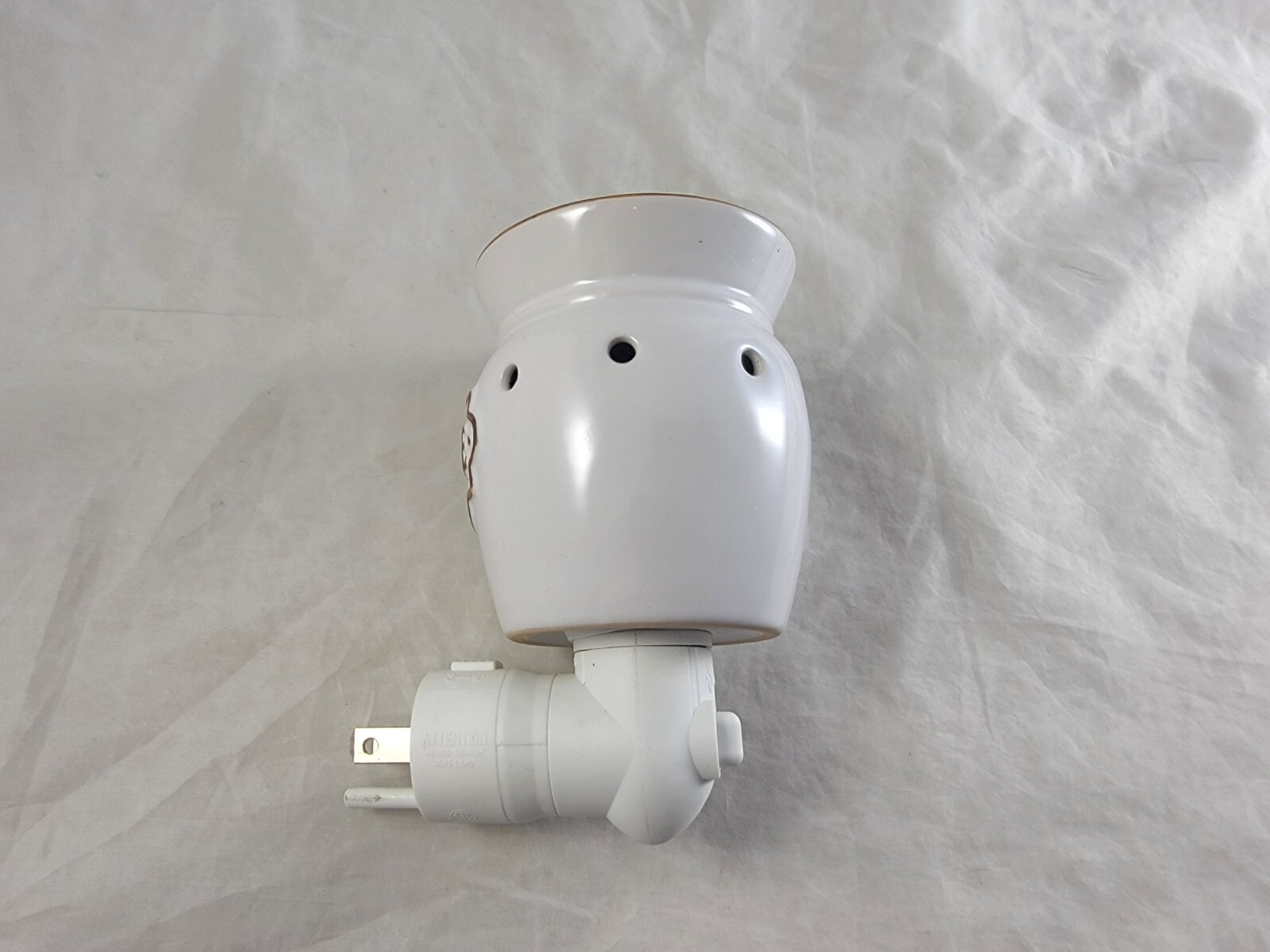 Scentsy “Believe” Wall Plug-In Night Light Ceramic Fragrance Wax Warmer ...