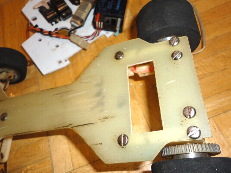 TEAM ASSOCIATED VINTAGE RC12E ONROAD PAN CAR 1/12 SCALE SHIPPING ...