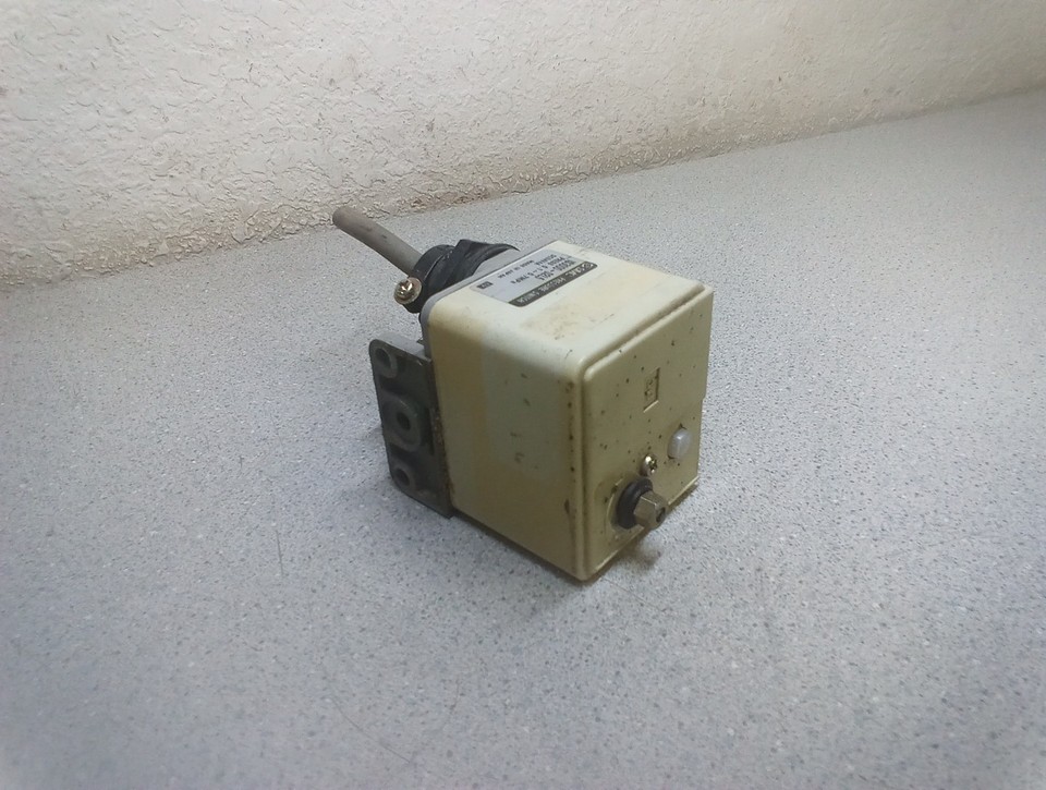 SMC IS3000-02L5 Pressure Switch | eBay
