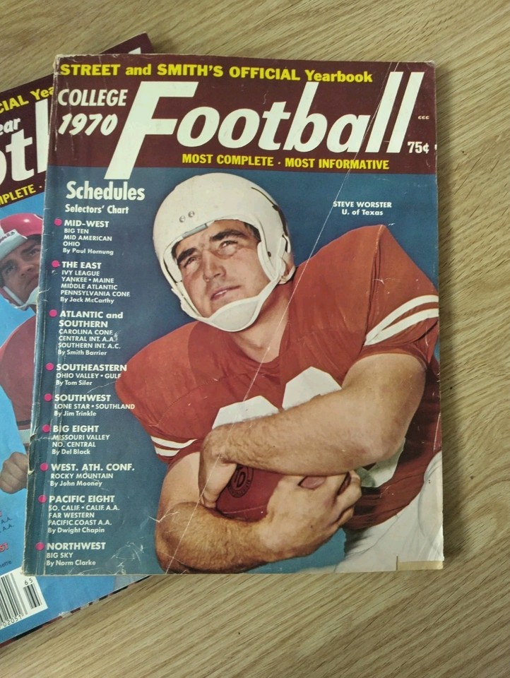 STREET AND SMITHS COLLEGE FOOTBALL YEARBOOK COLLECTION STEVE WORSTER ...