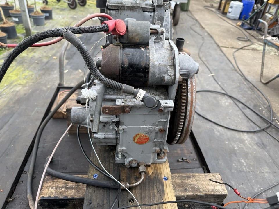 Kubota Engine EA300 Liquid cooled Kubota Single Cylinder Compact Engine ...