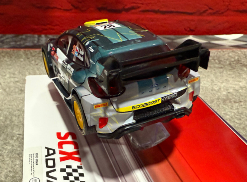 SCX 1/32 Advance 2.0 4x4 Ford Puma WRC Joker AWD 4x4 lights Yellow ...