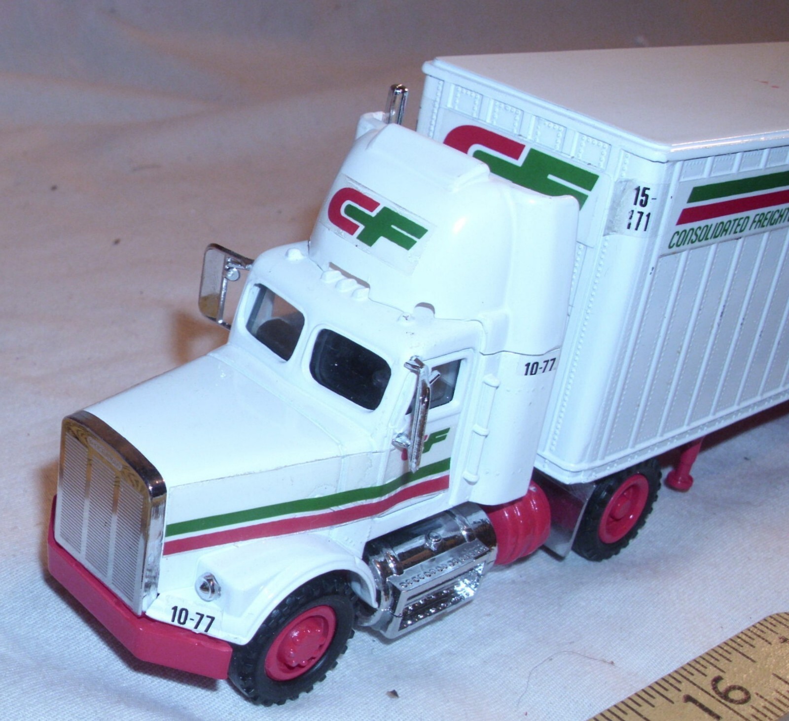 TONKIN FREIGHTLINER CF MOTOR FREIGHT TANDEM WHITE SEMI TRUCK DIECAST ...