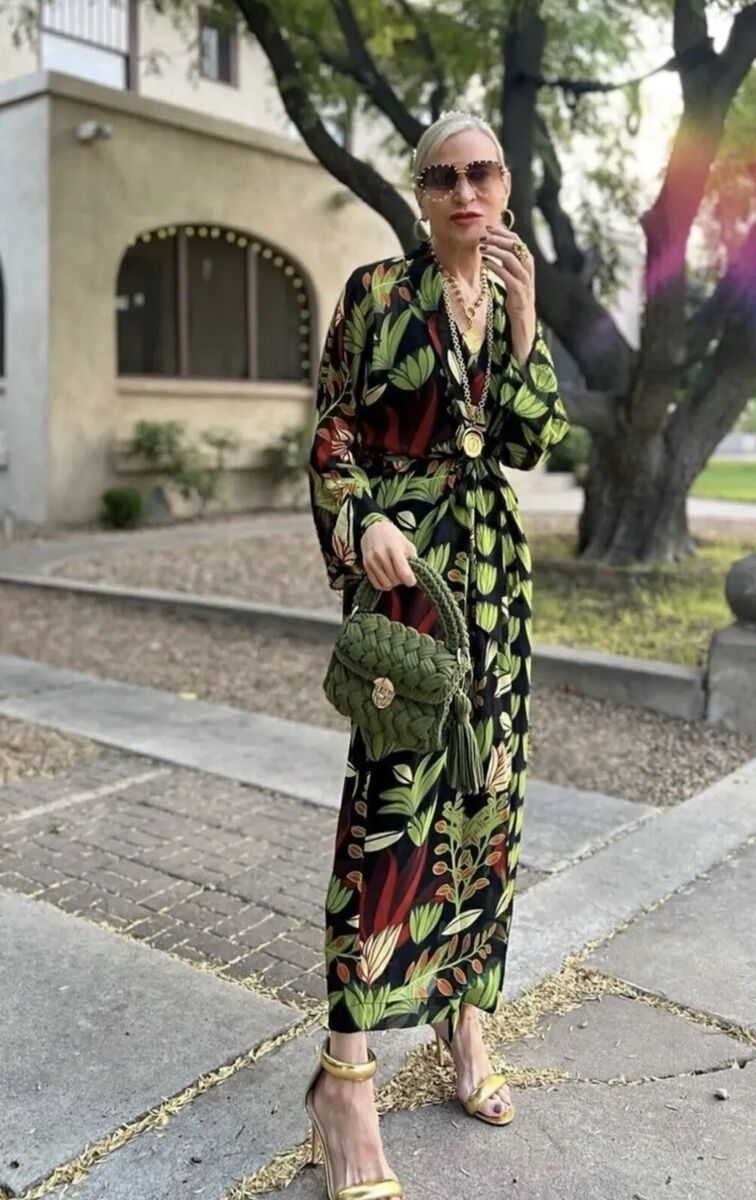 ZARA WOMAN LONG FLOWY BELTED CHIFFON DRESS GREEN SIZE XS ZARA WOMAN LONG FLOWY BELTED CHIFFON DRESS GREEN SIZE XS