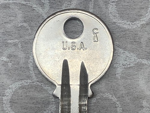 Lot of 31 CURTIS Y1 Blank Uncut Keys Made in USA | eBay