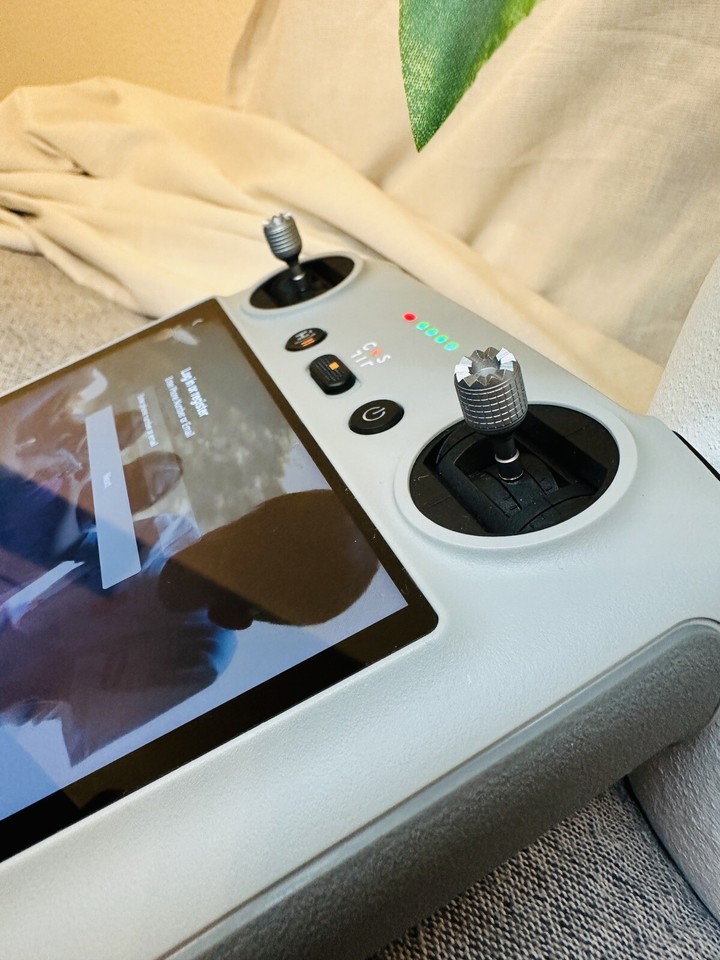 USED-DJI RC Smart Remote Controller RM330-Air 2S, Mini 3, 3 Pro, Mavic ...