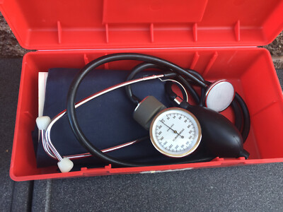 Blood Pressure Monitors - Sphygmomanometer Kit