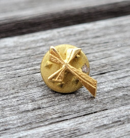 NOS Gold Tone Religious Cross Lapel Pin Push-Back-Pin (12 items) | eBay