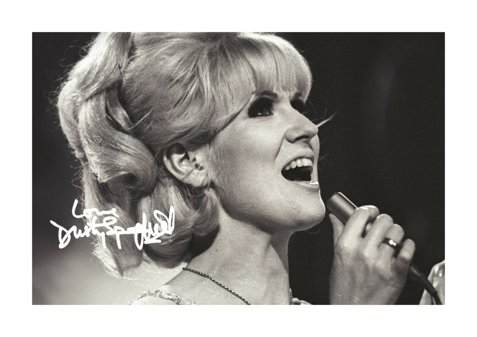 Dusty Springfield 2 A4 reproduction autograph photograph poster choice ...