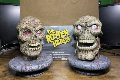 THE ROTTEN HEADS Animated Interactive Talking Halloween Spencer Gifts w ...
