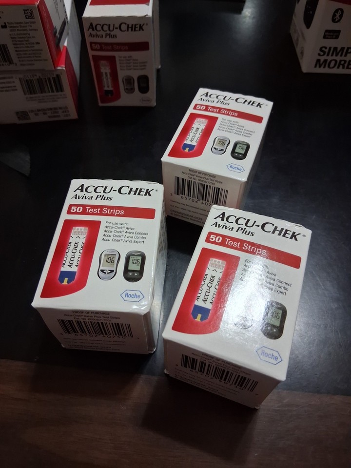 ACCU-CHEK Aviva Plus Glucose Blood Test Strips 50ct Exp 2026-09-30 ...
