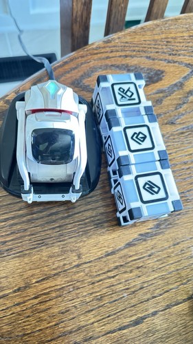Anki Cozmo Robot With 3 Cubes and Charger Bundle, WONT HOLD CHARGE | eBay