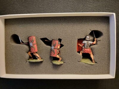 Conte Collectibles #37098 Spartacus Roman Legionnaires Attacking 54mm ...