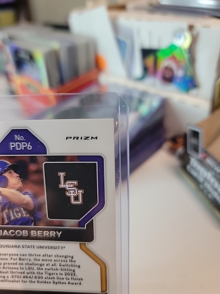 2022 Prizm Draft Picks Jacoby Berry White Sparkle Prizm Card Auto 1/1 ...