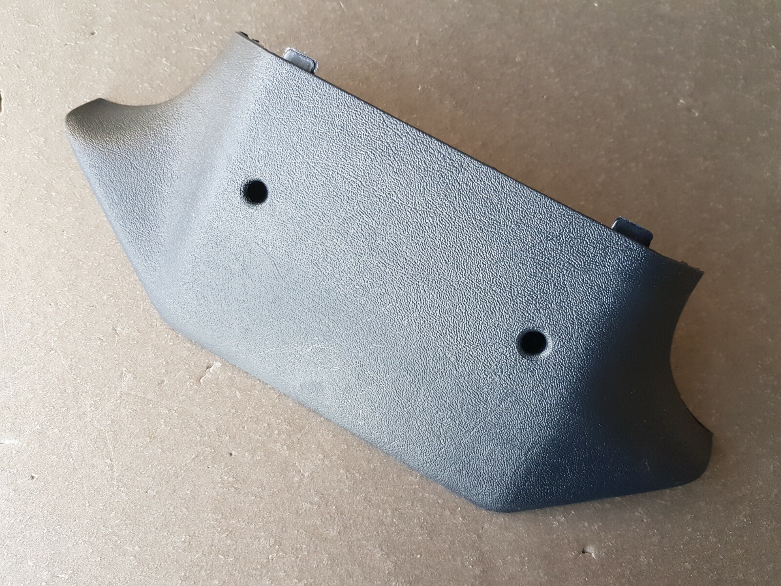 Mercedes W124 S124 B-pillar right lower Trim Covering A12469204225076 ...