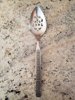 Oneida Community Stainless Isabella Pierced Serving Spoon | eBay