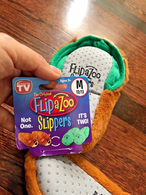 FlipaZoo Reversible Slippers House Shoe Gray Husky White Polar Bear Med ...