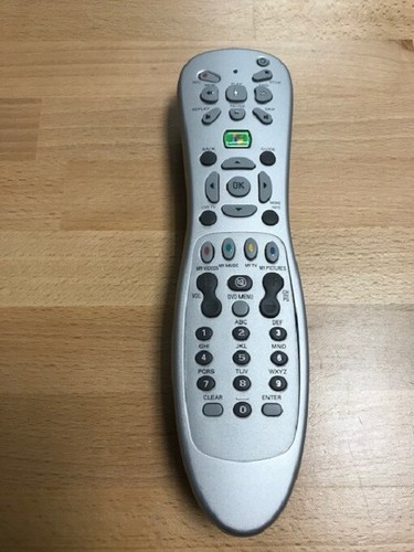 Universal Remote Control Silver Model RC125410700 Very Good ...