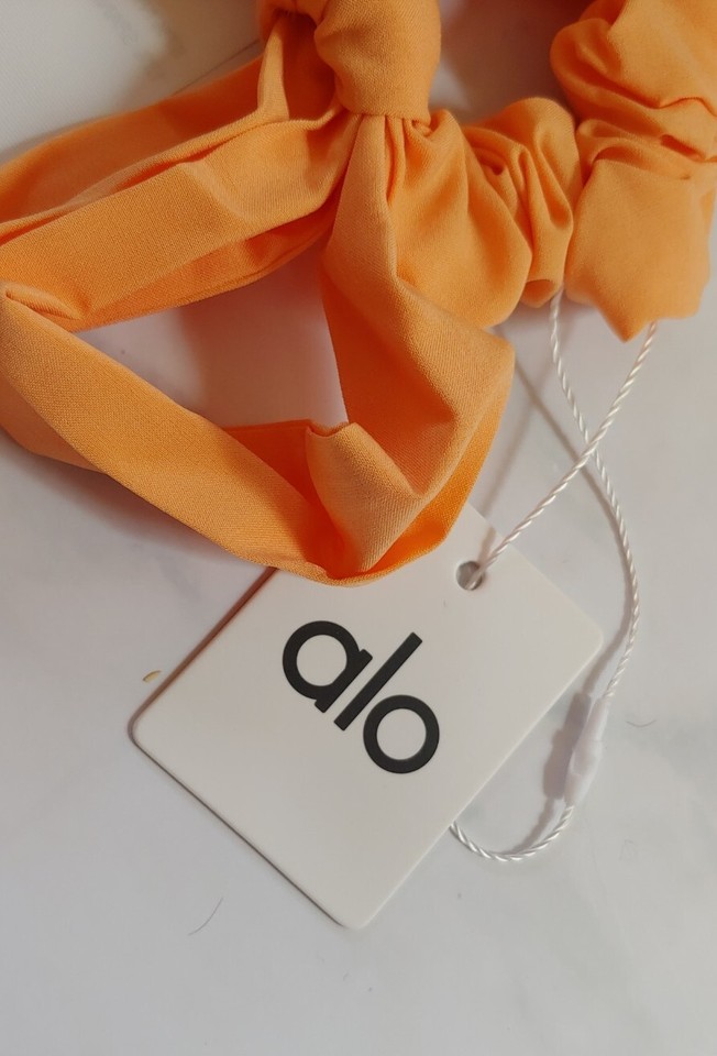 Alo Yoga Bow Hair Tie Scrunchie Love Knot Orange Candy OS | eBay