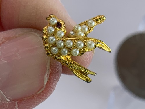 Bird Pearls Dove Peace Red Rhinestone Eye Vintage Tack Pin T-4447 | eBay