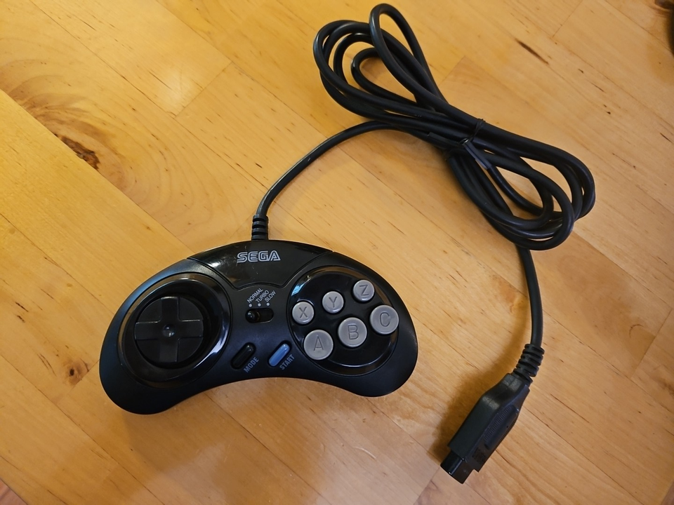 **SEE VIDEO** Original SEGA GENESIS BUNDLE MK-1601 Console 2 ...