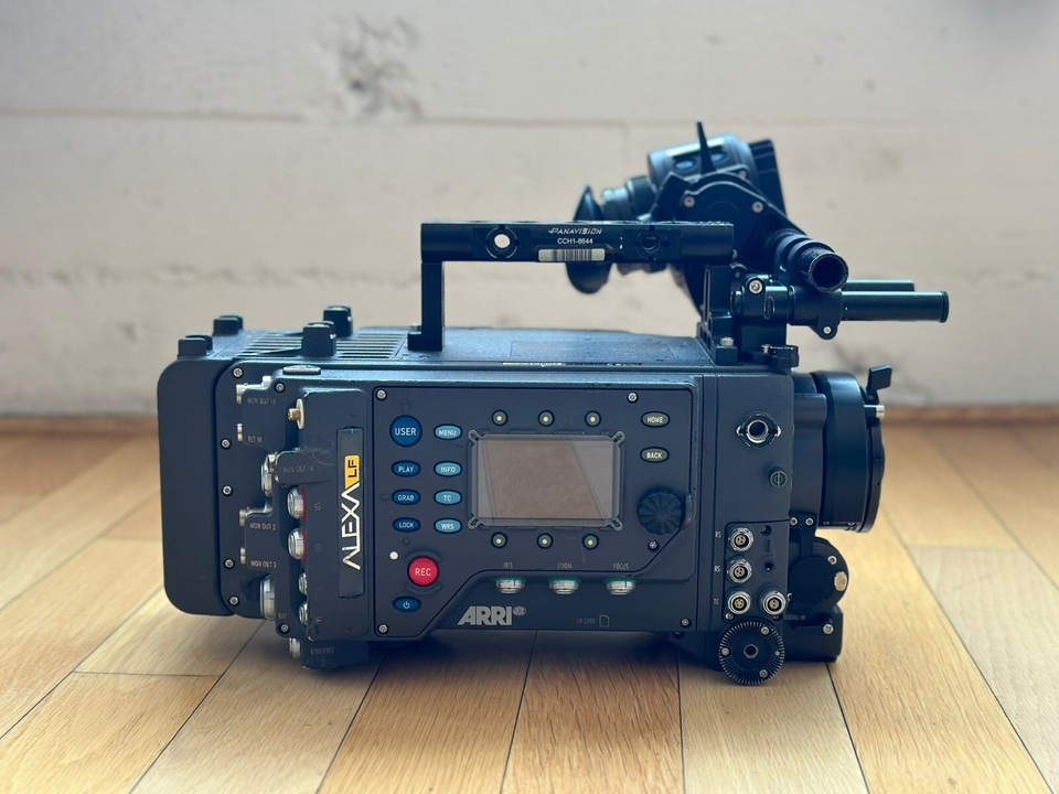 ARRI Alexa LF - Large Format Camera Package with 4x 2TB Cards & Reader ...