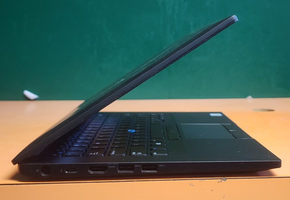 Dell Latitude 7490 (Windows 11 / Core i5-8350U / 8GB / 128GB SSD ...