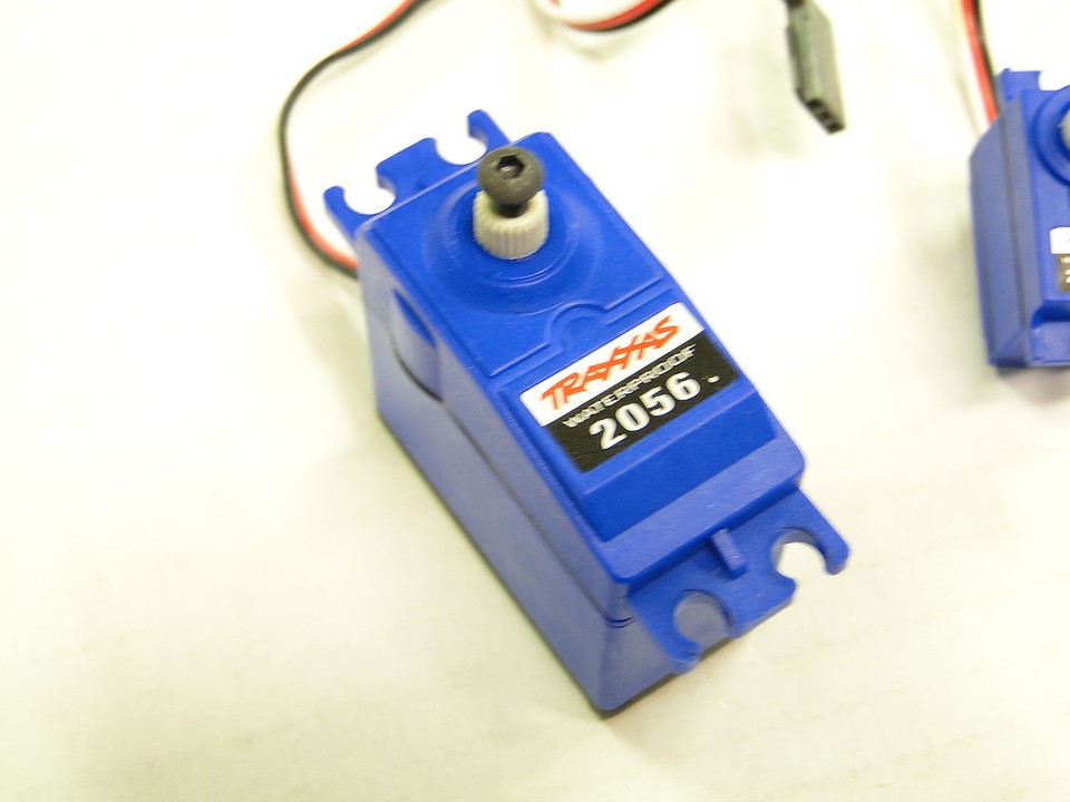 NEW TRAXXAS REVO 3.3 Servo 2065A & 2056 Waterproof RR19 | eBay