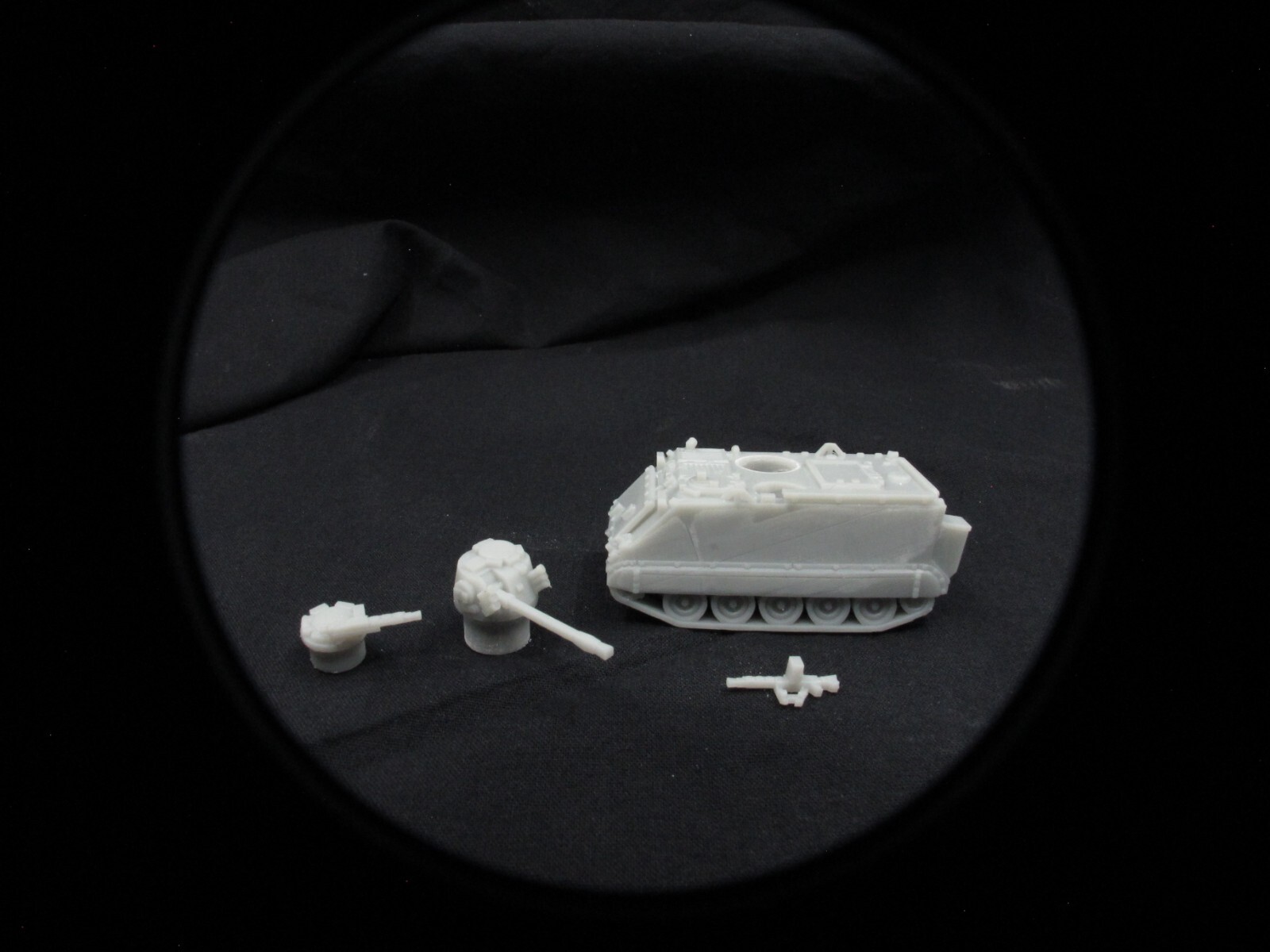 Norwegian NM135 Stormpanservogn IFV 15mm 1/100 Flames of War Team ...