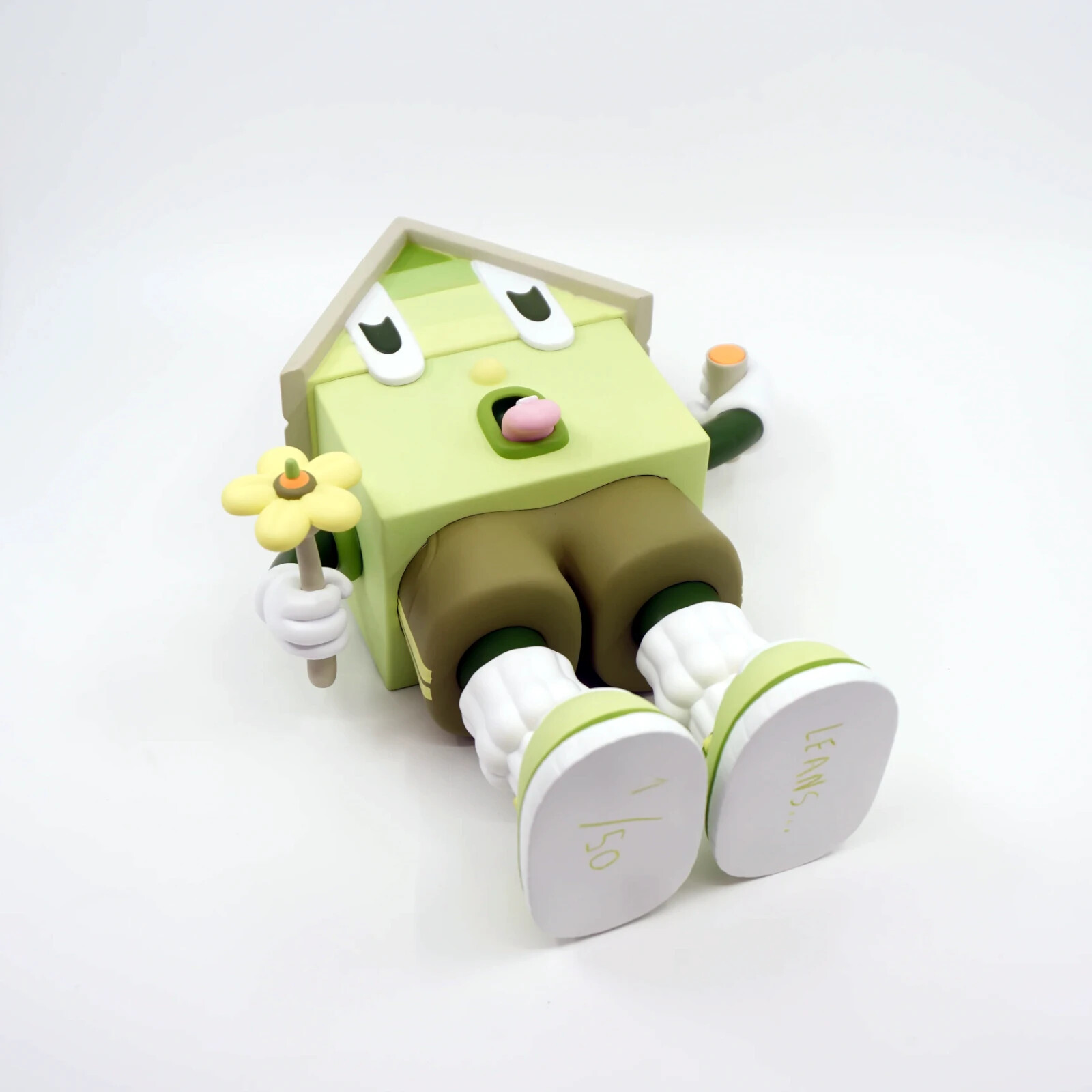 OnTheLeans Leansy Sport Vinyl Figure 10" LE50 Art 420 Toy Sam Wilkinson ...