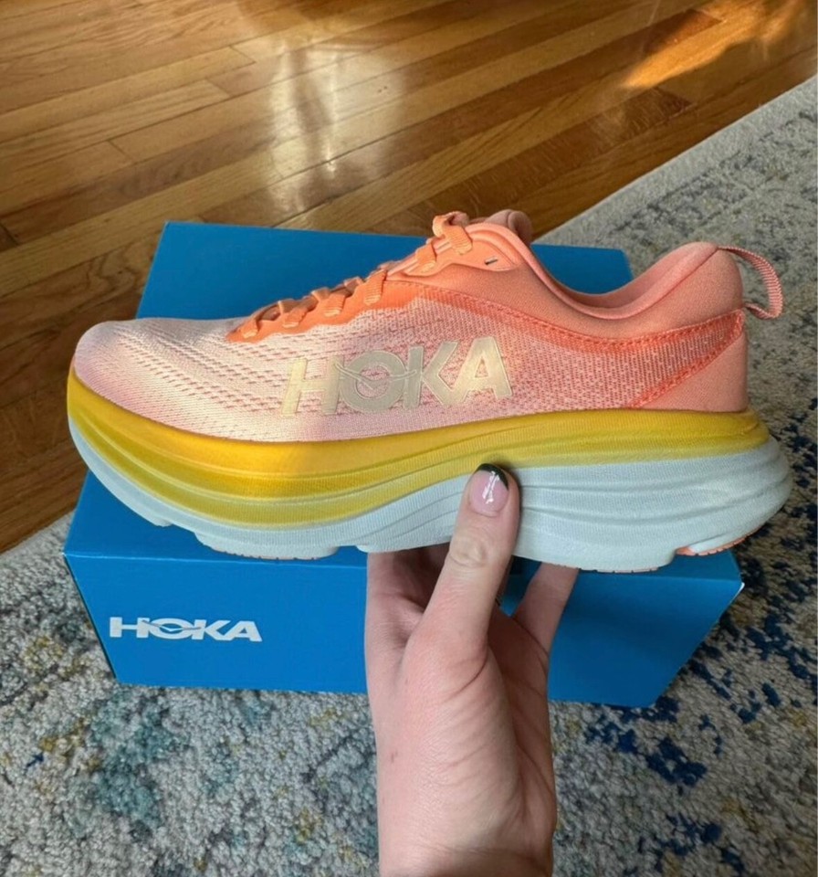SINGLE LEFT SHOE- Size 7 - Hoka One One Bondi 8 Shell Coral Peach ...