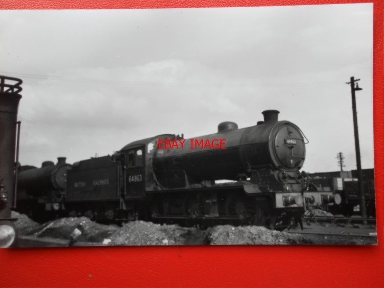 PHOTO LNER GRESLEY CLASS J39 0-6-0 LOCO 64863 AT NEVILLE HALL 1949 ...