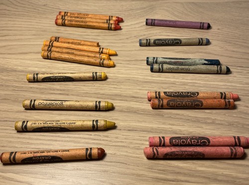Vtg Retired Binney & Smith Crayola Crayon Lot Carnation Bitter Maize ...
